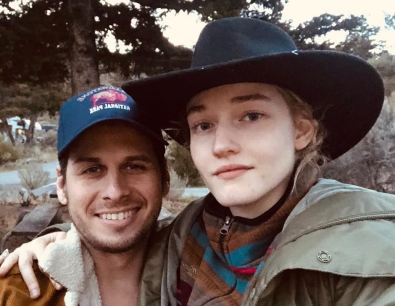 Julia Garner Biography, Age, Height, Husband, Family, Web, Films & Facts